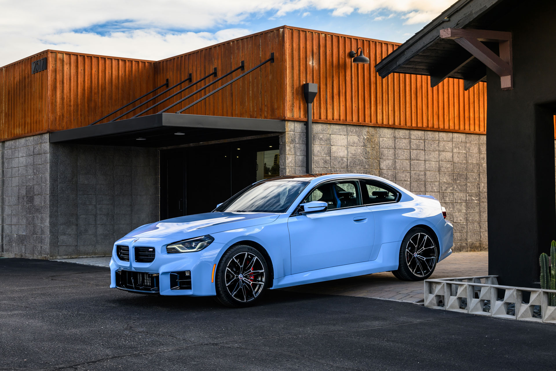 Frische Impressionen vom neuen BMW M2 Coupe (2023) | Fanaticar Magazin