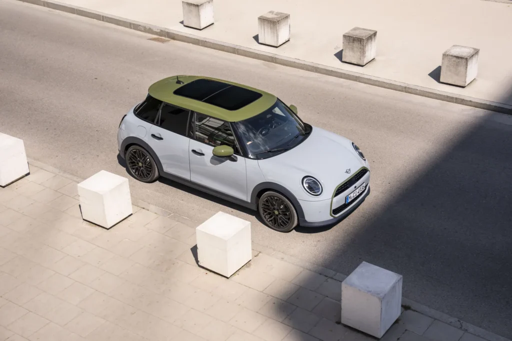MINI Paul Smith Edition für Cooper und Cabrio